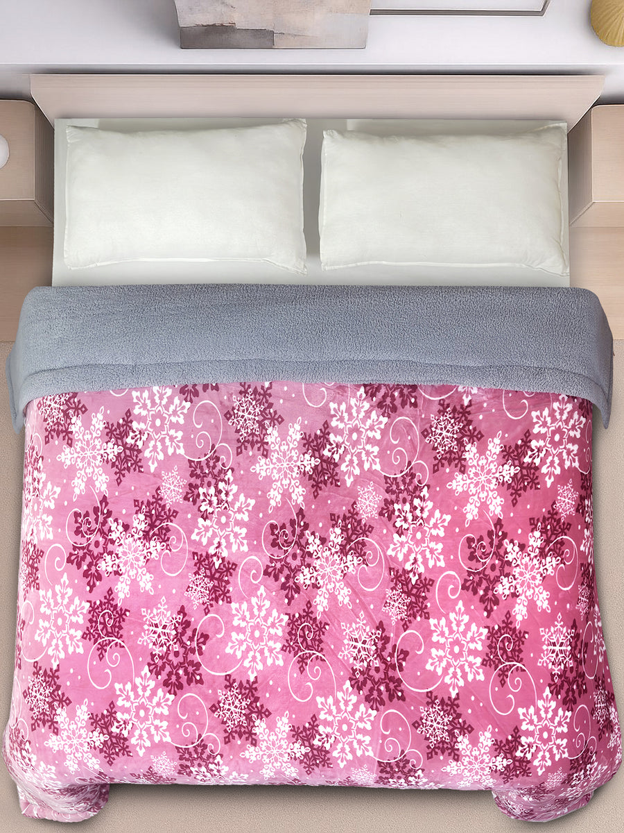 First Ever 3 Ply Snow Flake Sherpa Blanket – Signature Home Official