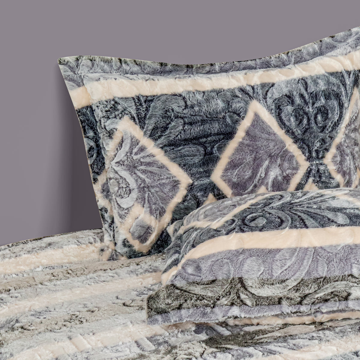 Sizzle Winter Double Bed Sheet- Neon Navy Blue – Signature Home Official